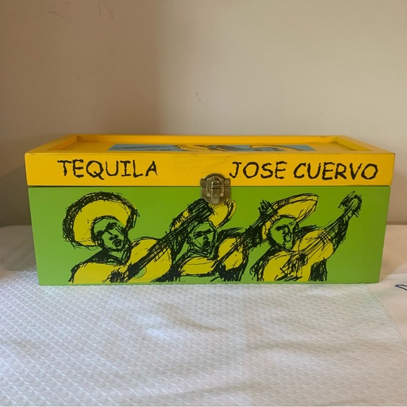 Vintage | Art | Jose Cuervo 20 Tequila Reserva De La Familia Empty ...